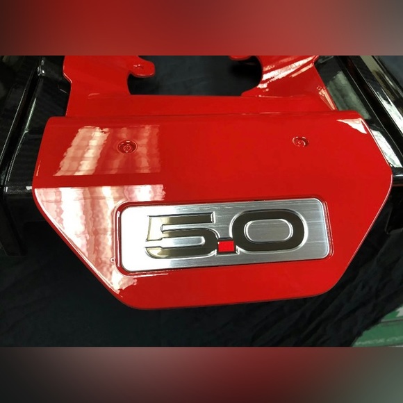 Other | Ford Mustang Gt Painted Race Red Center And Black Sides Engine ...
